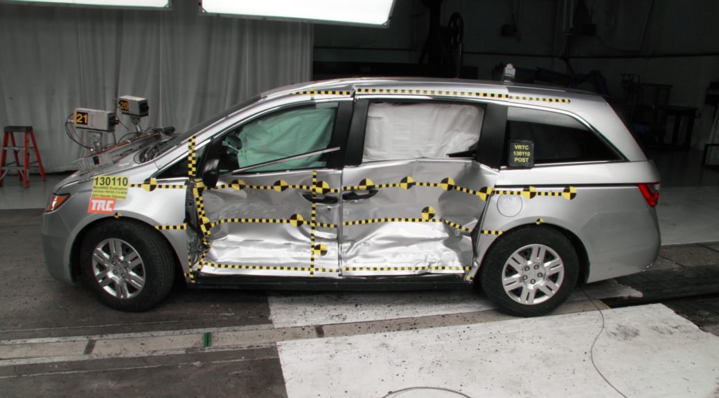 Minivan Safety: Which is safer, a Toyota Sienna or Honda Odyssey ...
